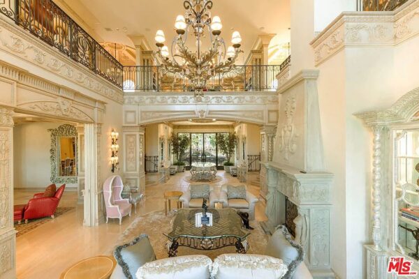 A Rare Opportunity to Acquire one of the Most Beautiful Palatial ...