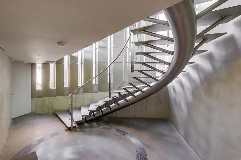 Crescent House is a One-of-a-kind Architectural Masterpiece was Created ...