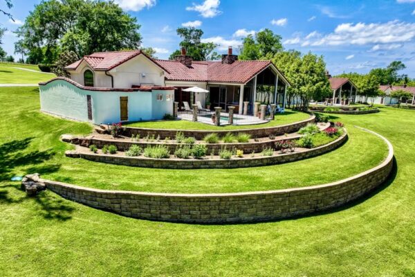 Inside Drake's New $15 Million Texas Ranch