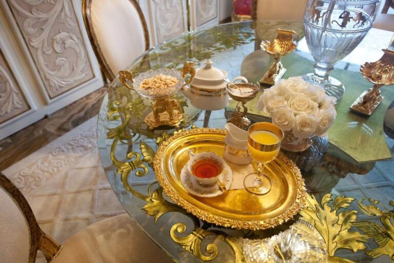 Inside Donald Trump's $100 Million Penthouse in New York City