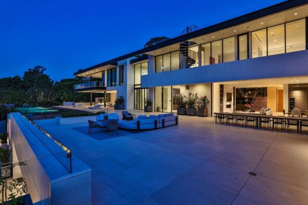 Inside Beyoncé and Jay-Z’s $88M Bel-Air Mansion