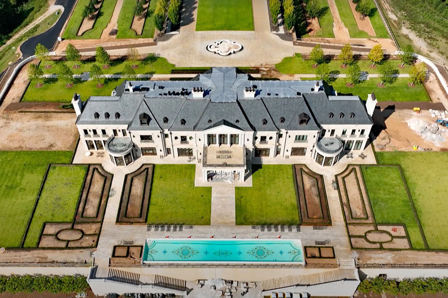 Tyler Perry's 1,000-Acre Retreat: A Dream Home