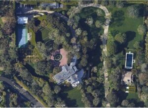 Luxurious Living: Inside Jeff Bezos' Magnificent Los Angeles Mansion