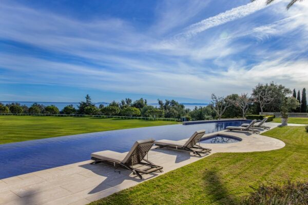 Renowned Businessman Patrick Nesbitt Lists Bella Vista Estate in ...