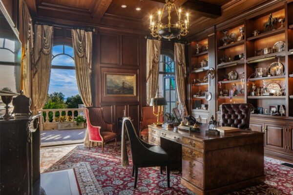 Renowned Businessman Patrick Nesbitt Lists Bella Vista Estate in ...