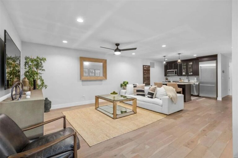 Former MLB All-Star Jim Edmonds Lists $9 Million St. Louis Mansion