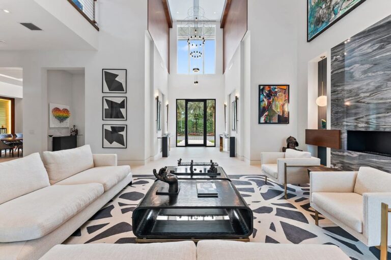 Michael Jordan’s $17 Million Jupiter, Florida Home: A Luxurious ...