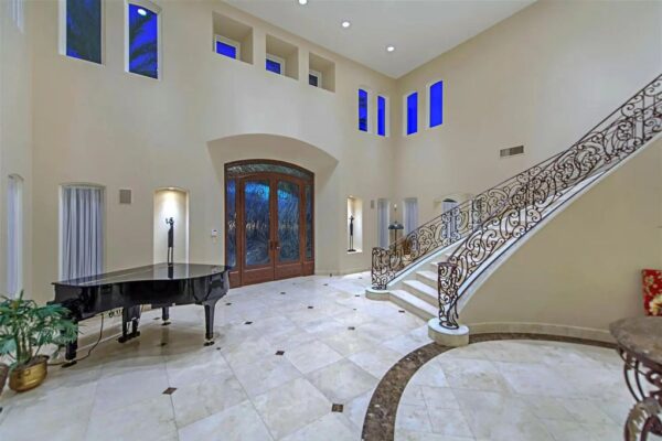 Mike Tyson’s $4.3 Million Las Vegas Mansion: A Blend of Italian ...