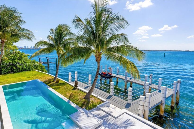 Tech Mogul John Backus Lists Stunning Glass Miami Beach House for $15.9 ...