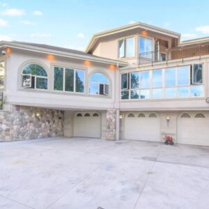 Eminem’s Former $3 Million Mansion in Rochester, Michigan: A Grand ...