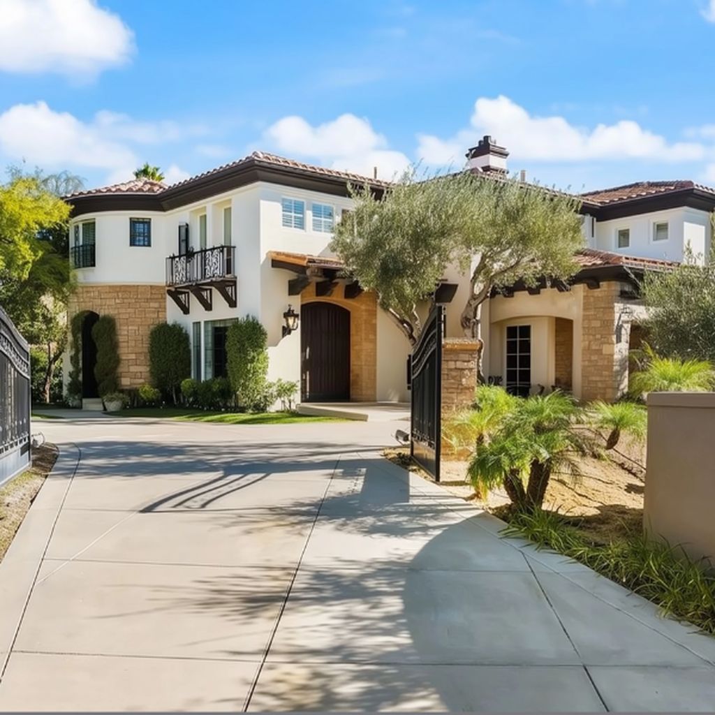 Mediterranean‑Style Mansion of AJ McLean Now for Sale