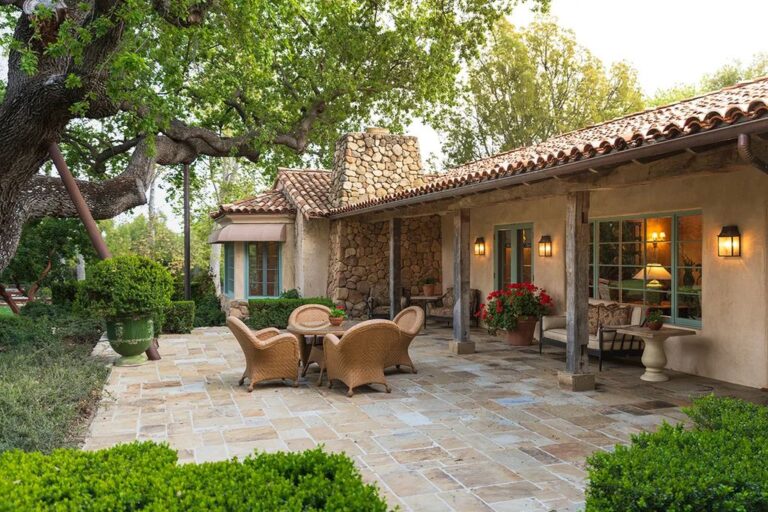 Steven Seagal and Kelly LeBrock’s Former 190-Acre California Ranch ...