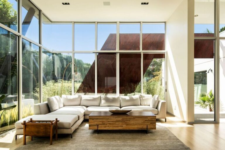 Jeremy Piven Sells His Mount Olympus Hollywood Hills Estate for $6.85 ...